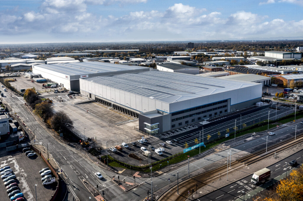 Metro 190 Trafford Park Manchester warehouse let