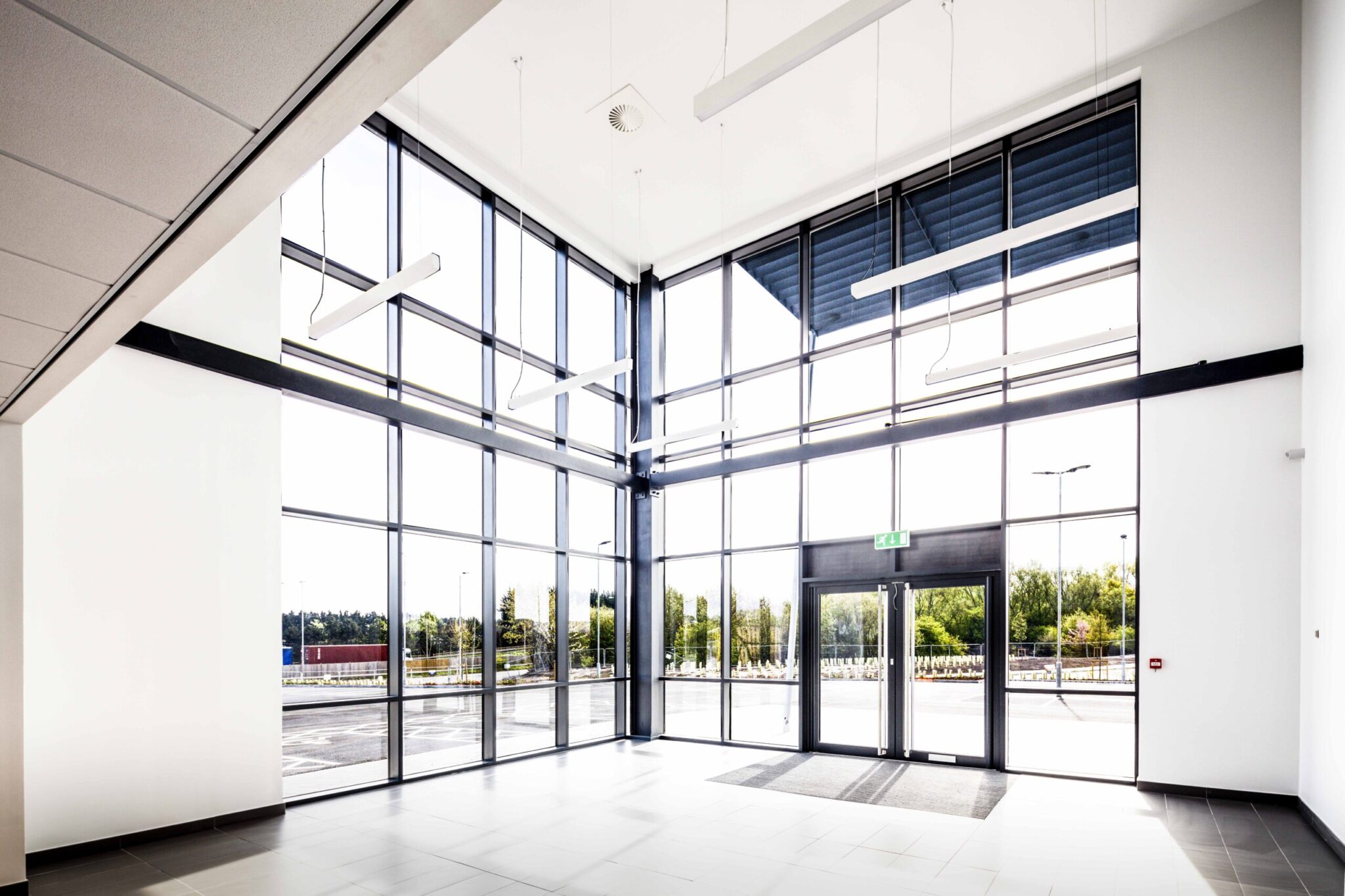 PLP Ellesmere Port : Prime Logistics Units